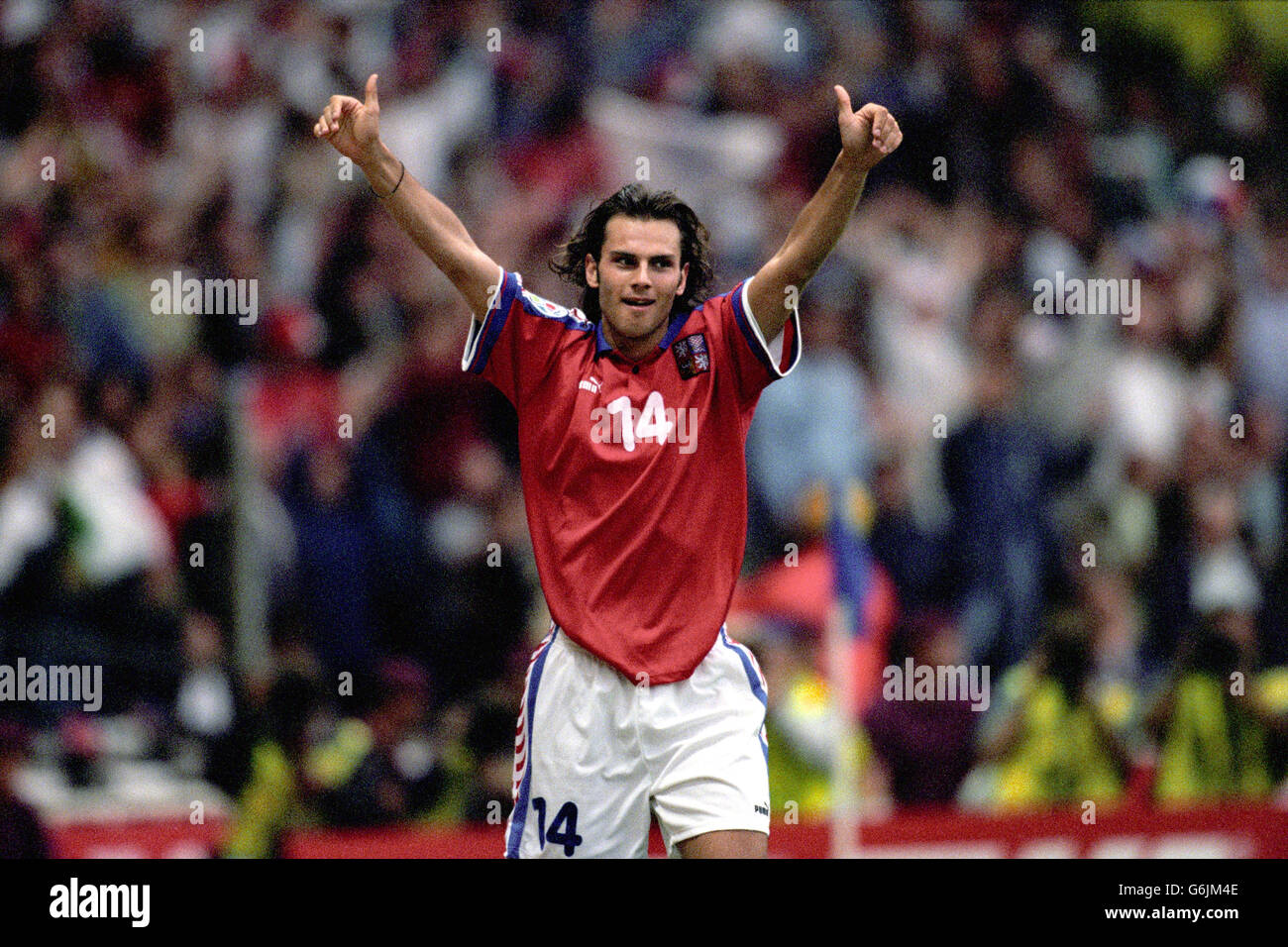 Soccer euro 96 final czech rep v germany at wembley hi-res stock ...