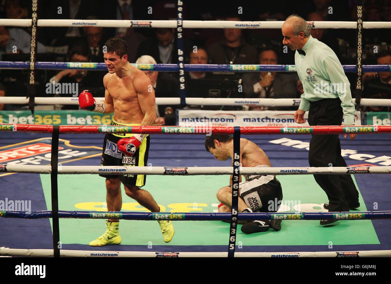 Boxing - Stephen Smith v Sergio Manuel Medina - Vacant WBC ...