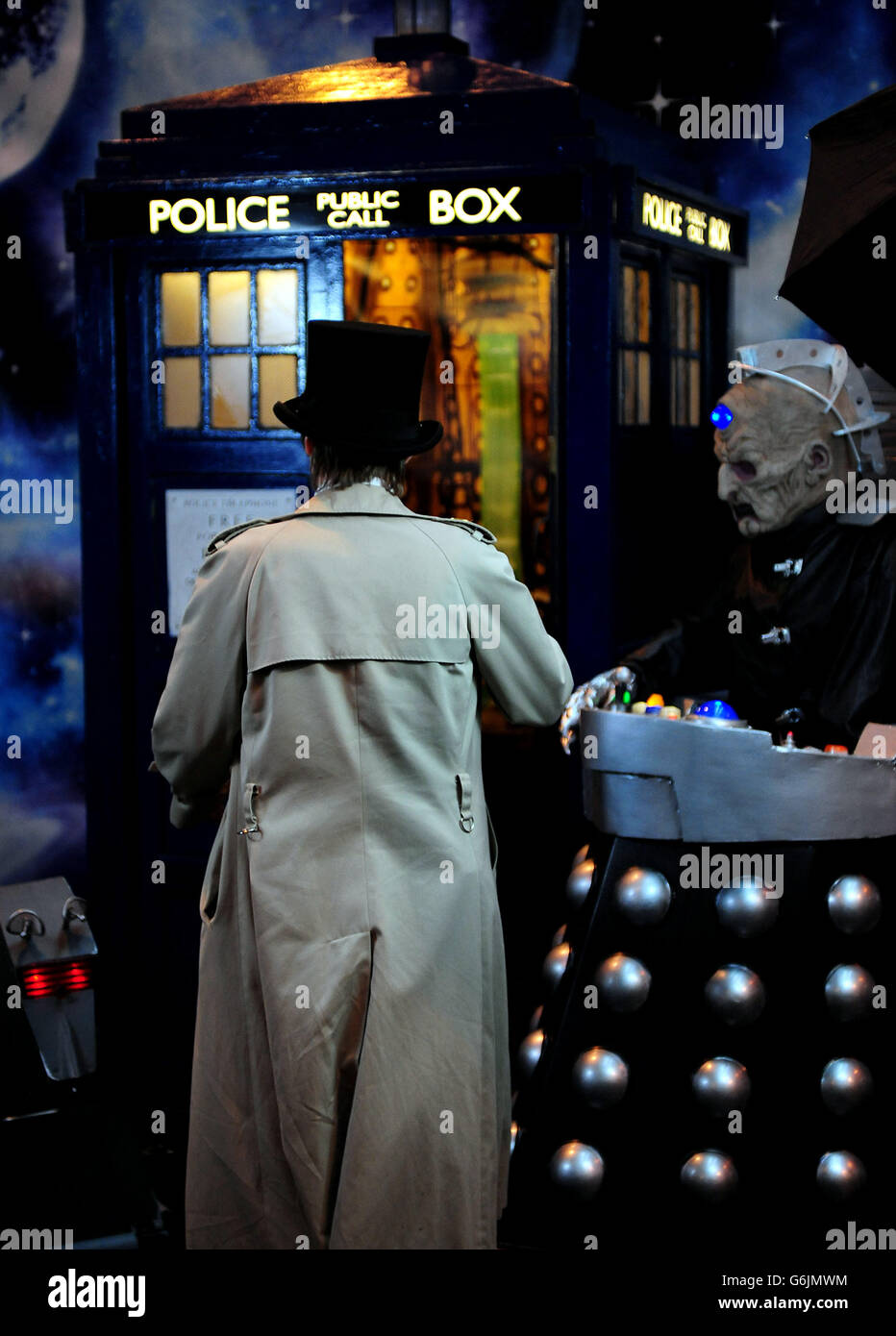 Dr who fans hi-res stock photography and images - Alamy