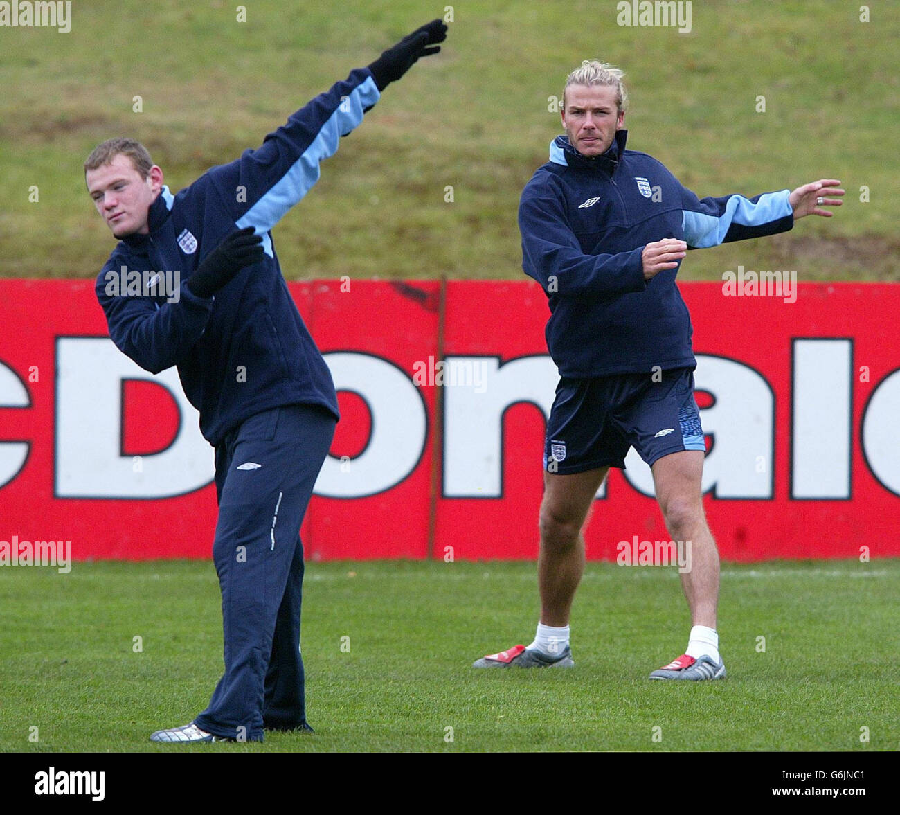 Sport football training exercise david beckham hi-res stock photography ...