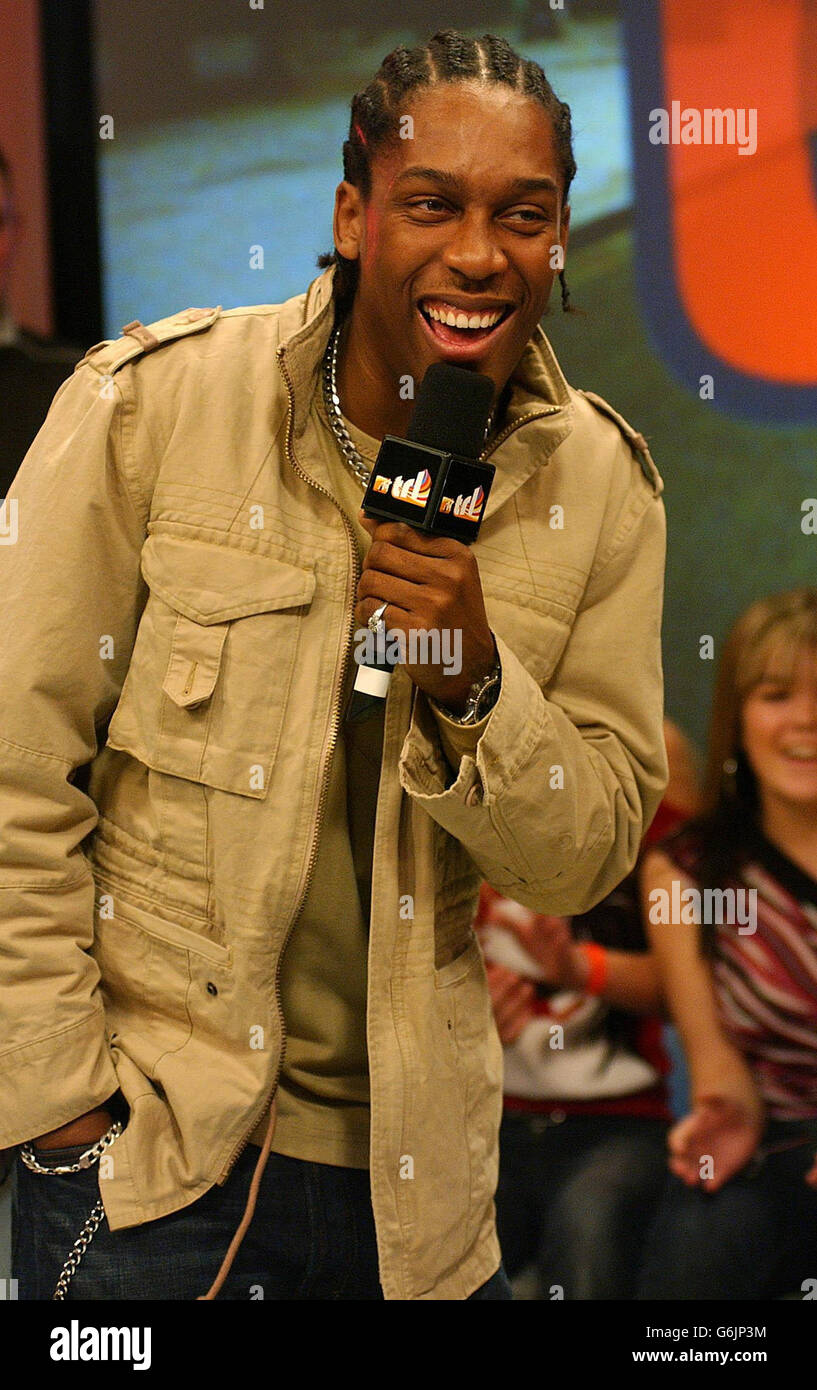Singer Lemar during his guest appearance on MTV's TRL UK at the MTV ...