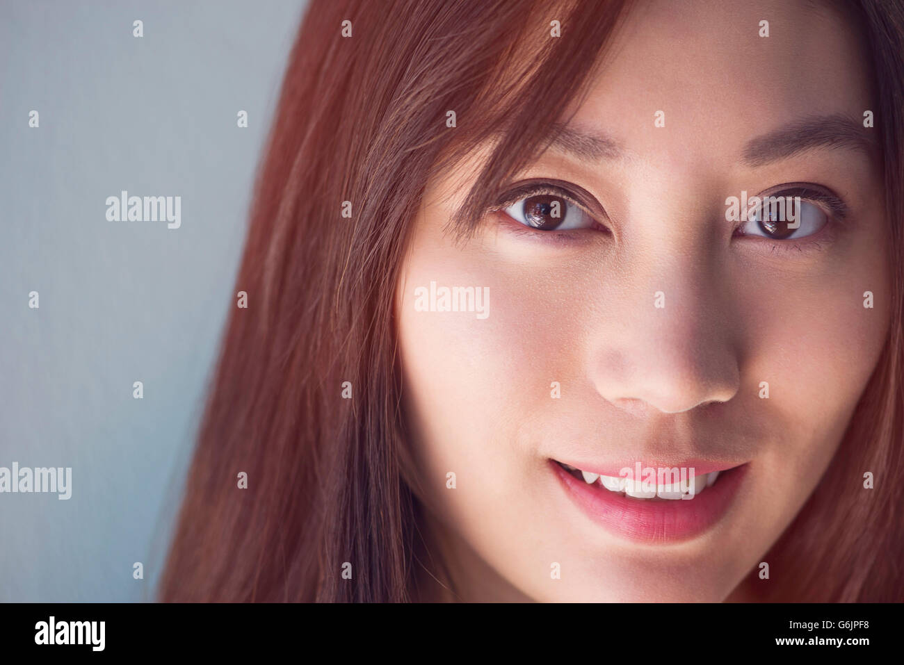 Woman smiling, portrait Stock Photo - Alamy