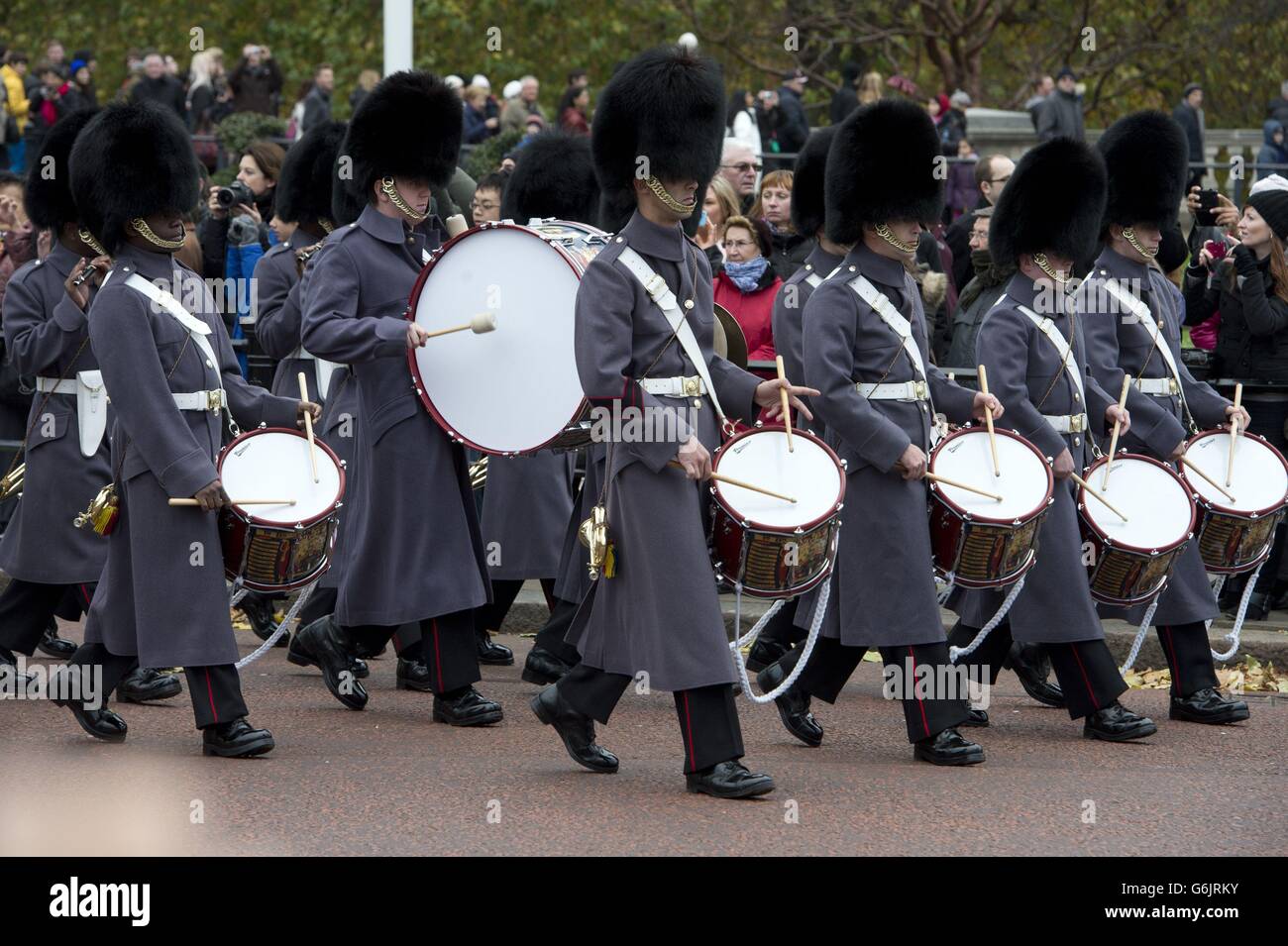 Household division memorial hi-res stock photography and images - Alamy
