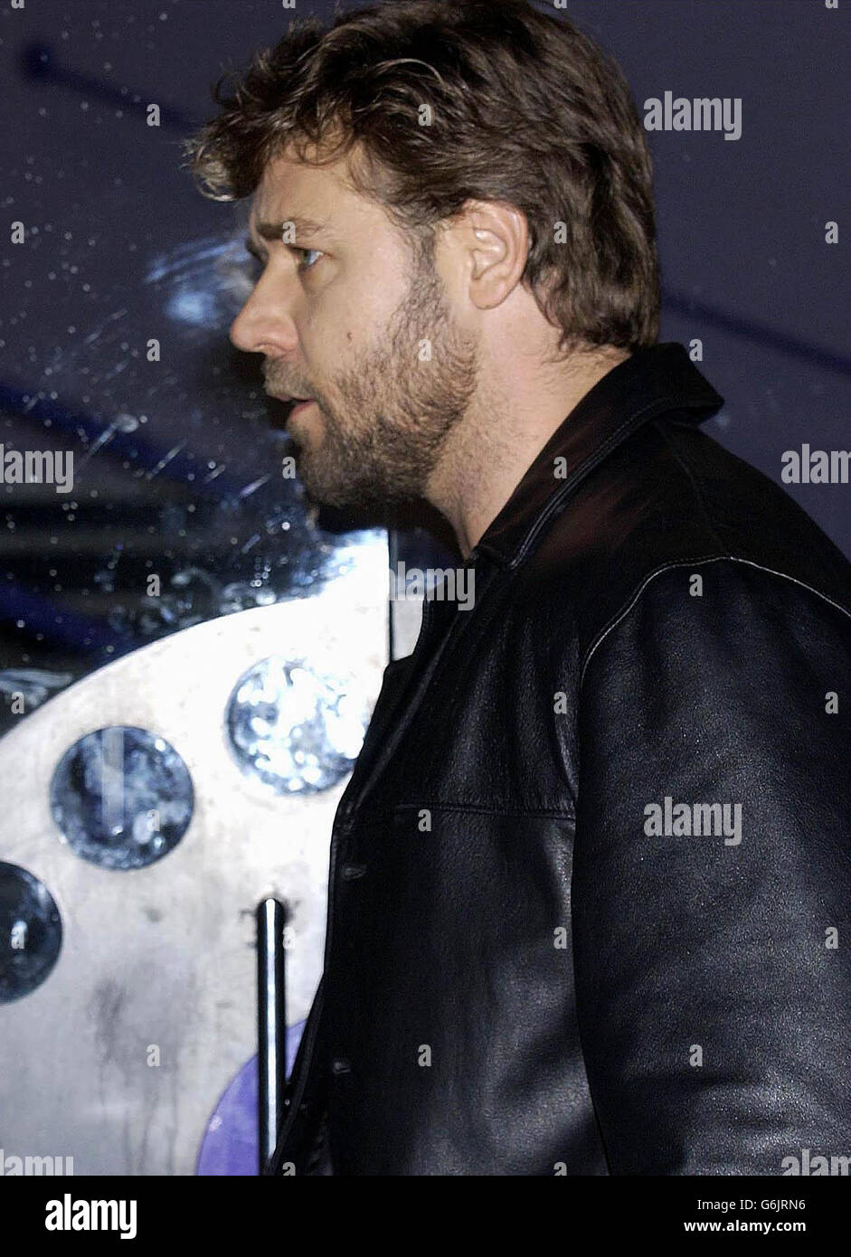 Actor Russell Crowe doesn't stop for photographers as he arrives for ...