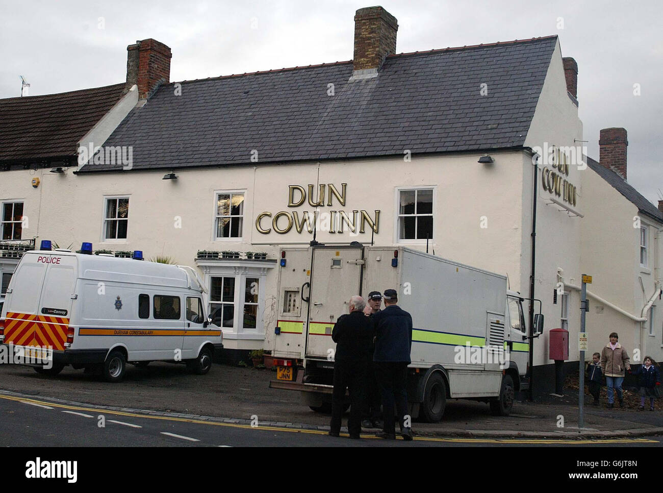 Dun Cow Inn High Resolution Stock Photography and Images - Alamy