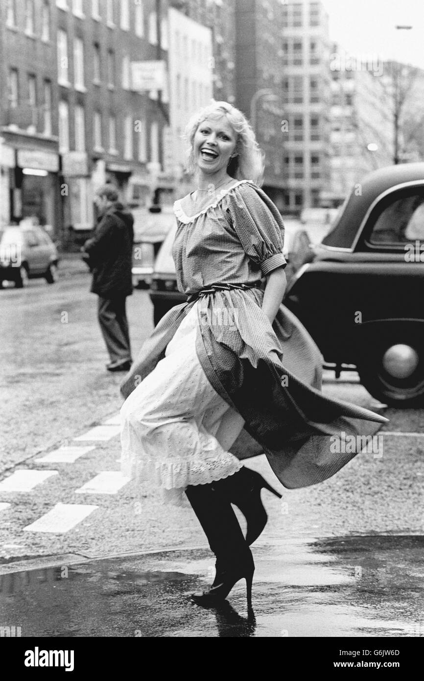 Cast Of Brookside High Resolution Stock Photography and Images - Alamy