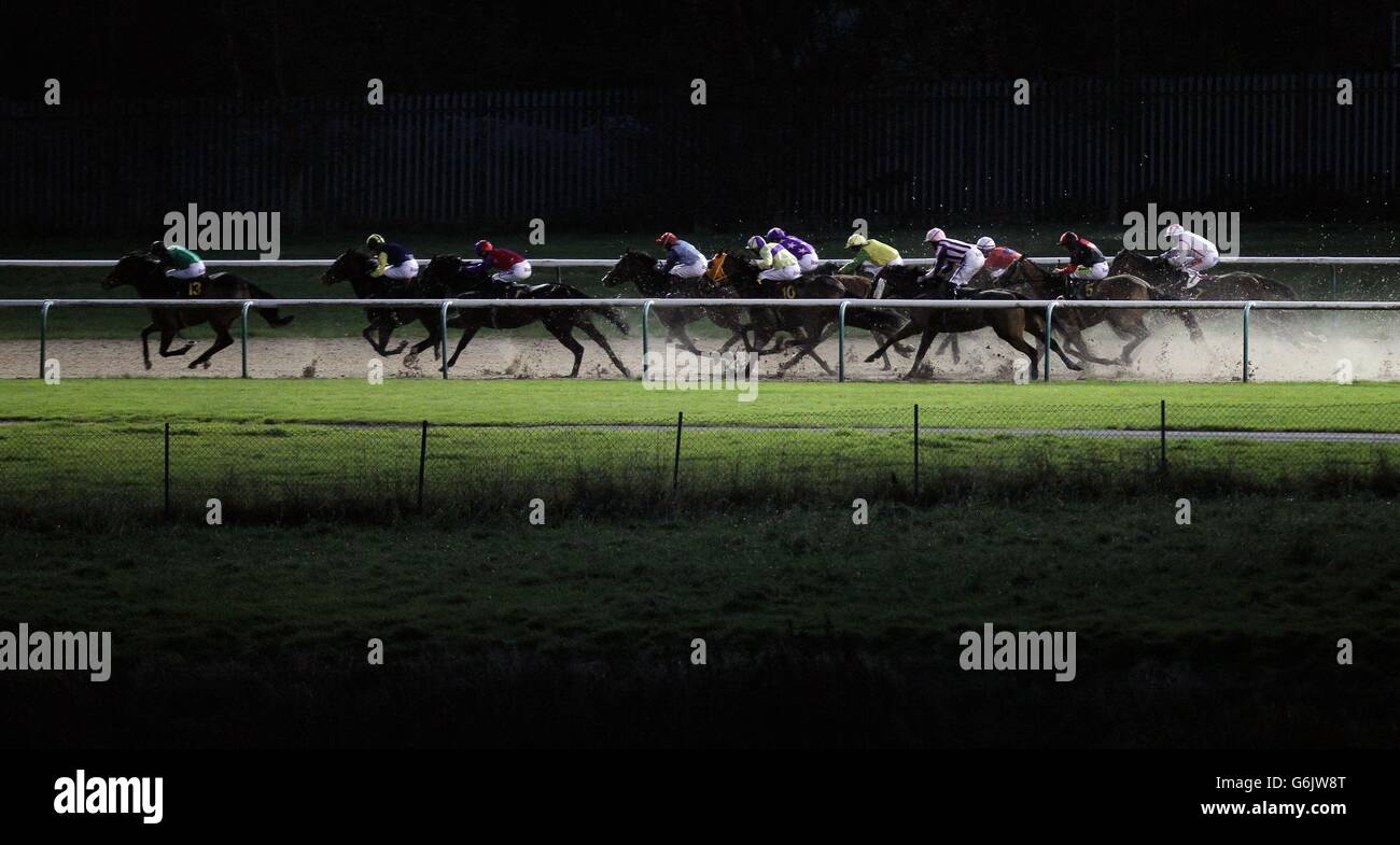 Wolverhampton Racecourse Stock Photos & Wolverhampton Racecourse Stock ...