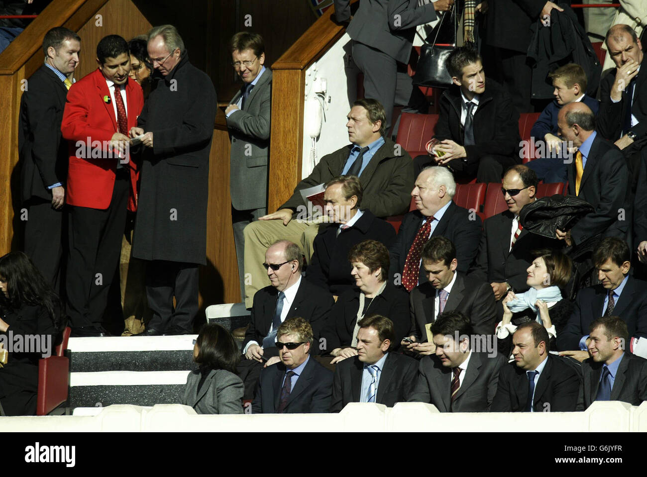 England Manager Sven Goran Eriksson (3rd left) arrives in Arsenal ...