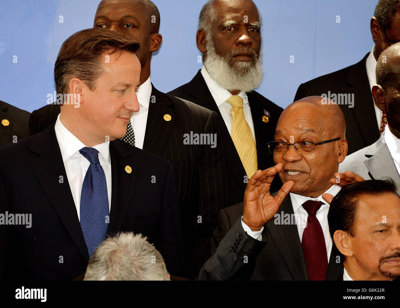 Pose family photo commonwealth heads government meeting chogm hi-res ...