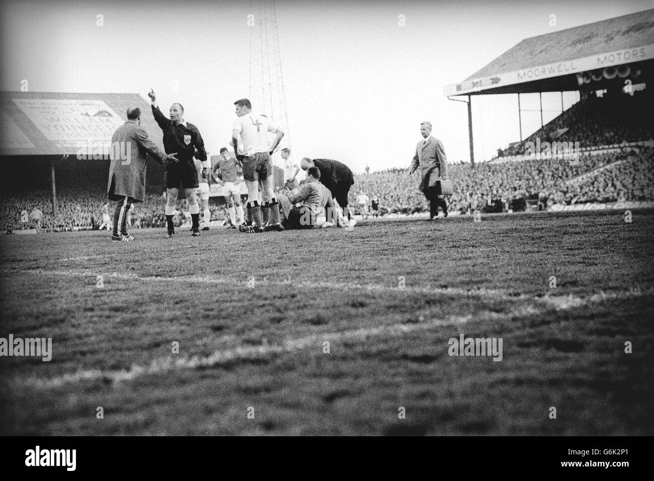 3 referees Black and White Stock Photos & Images - Alamy