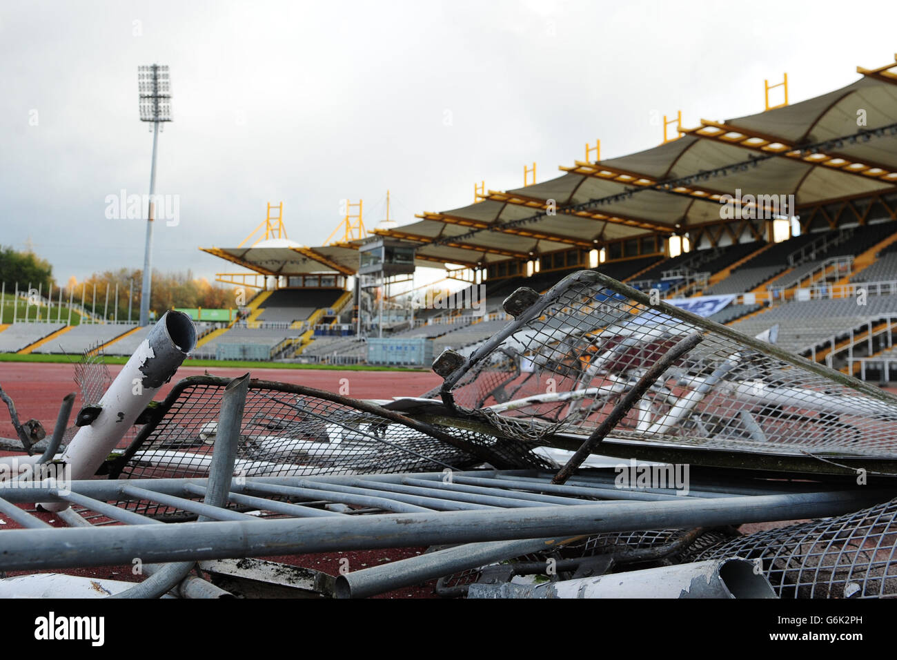 Demolition of Don Valley Stadium Stock Photo - Alamy