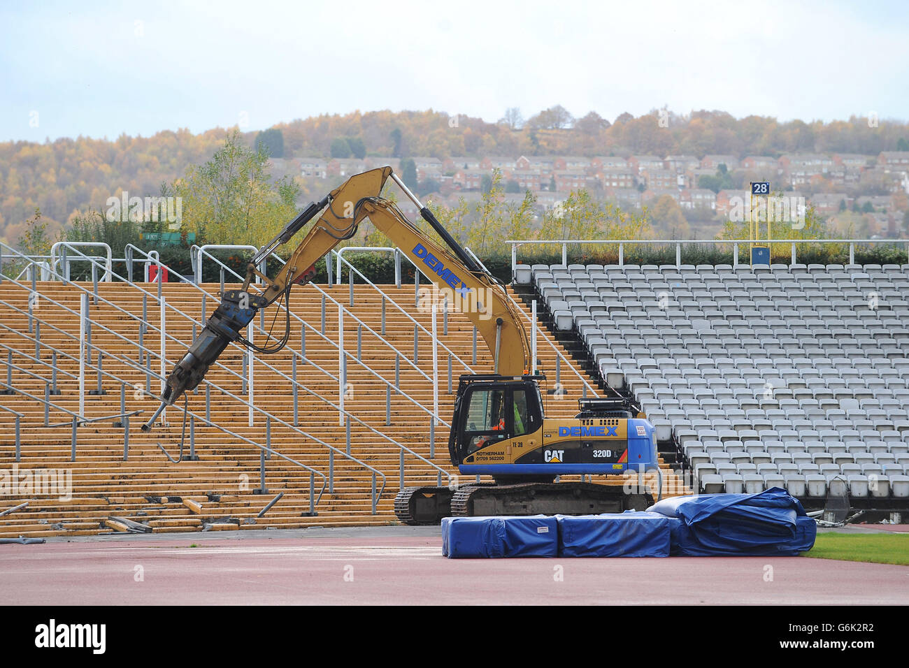 Demolition of don valley stadium hi-res stock photography and images ...