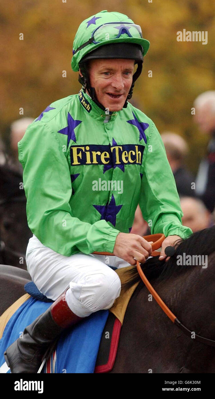Pat eddery nottingham racecourse hi-res stock photography and images ...
