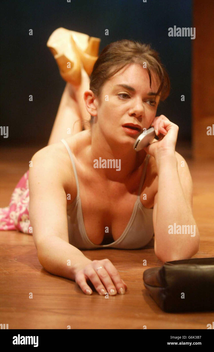 Actress victoria hamilton hi-res stock photography and images - Alamy