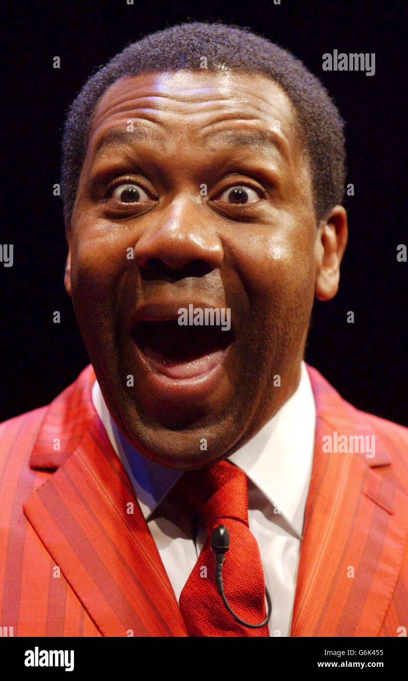 Wyndhams theatre in central london hi-res stock photography and images ...