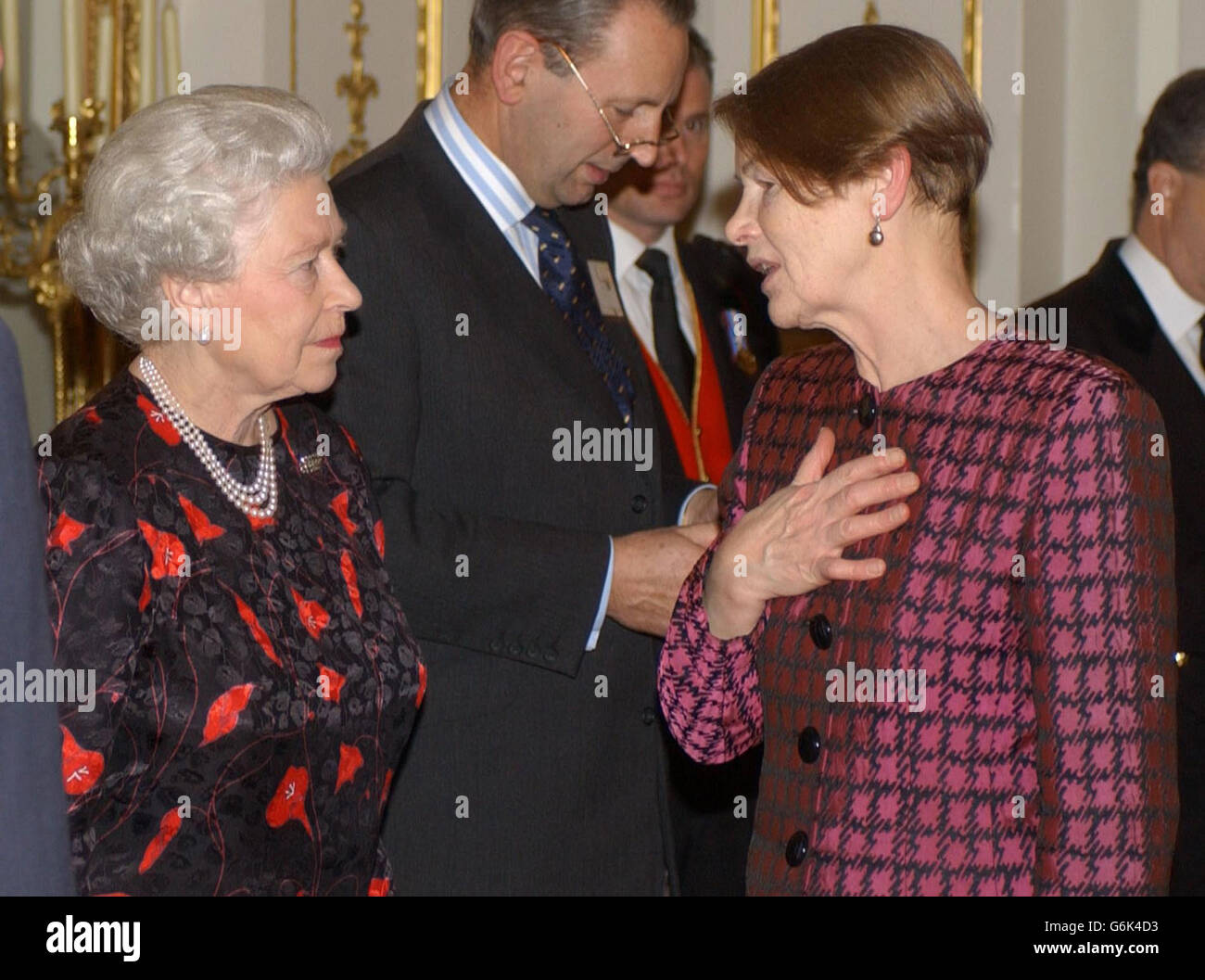 Rota Royal Talking Queen Elizabeth Ii High Resolution Stock Photography ...