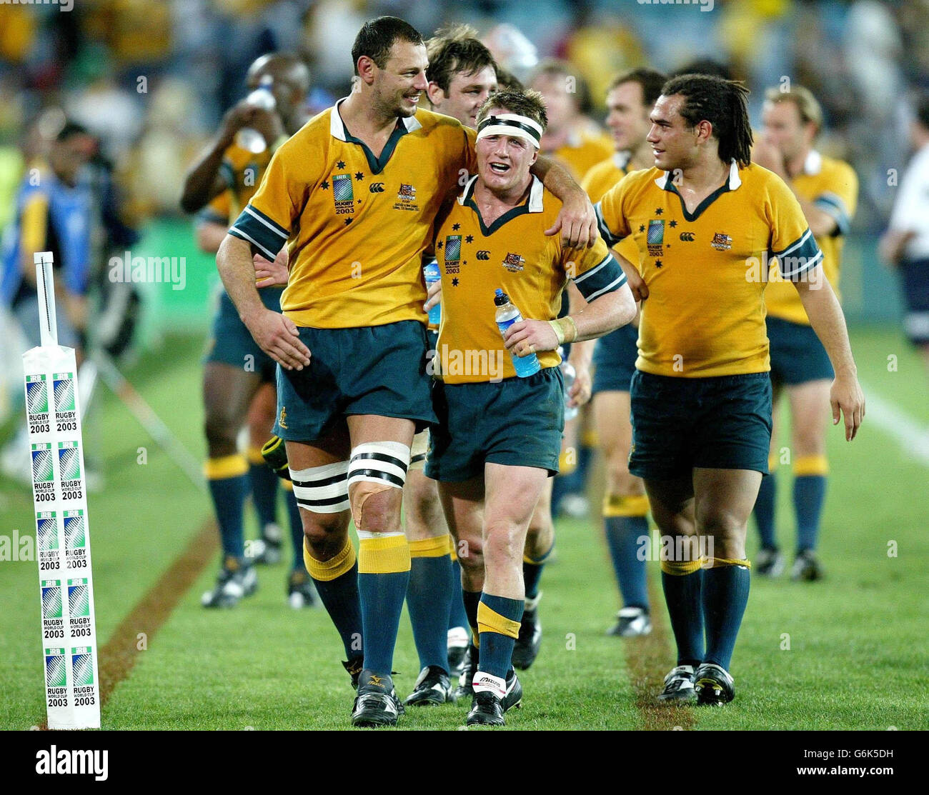 Australia's Matt Cockbain (left) and Elton Flatley lead the ...
