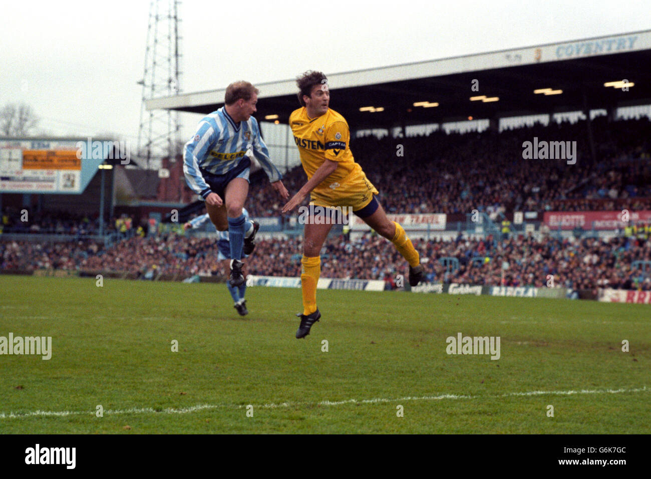 David Burrows (l) Coventry City and Gary Mabbutt, Tottenham Hotspur (r ...