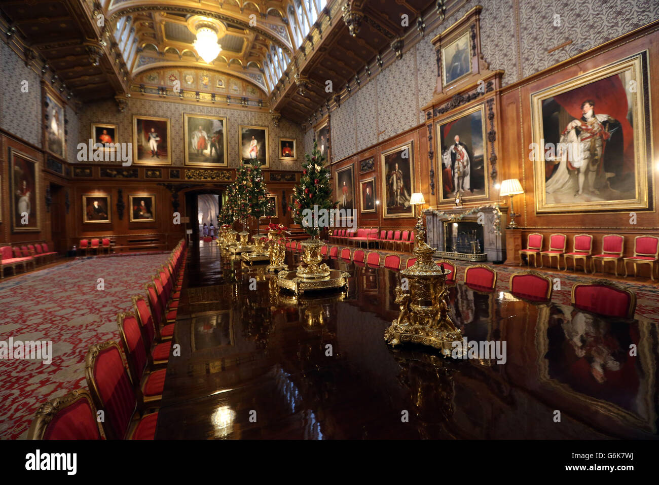 The waterloo chamber in windsor castle hi-res stock photography and ...