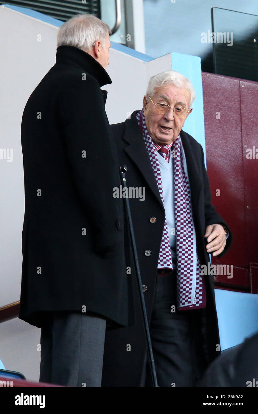 Former aston villa chairman doug ellis in the stands hi-res stock ...