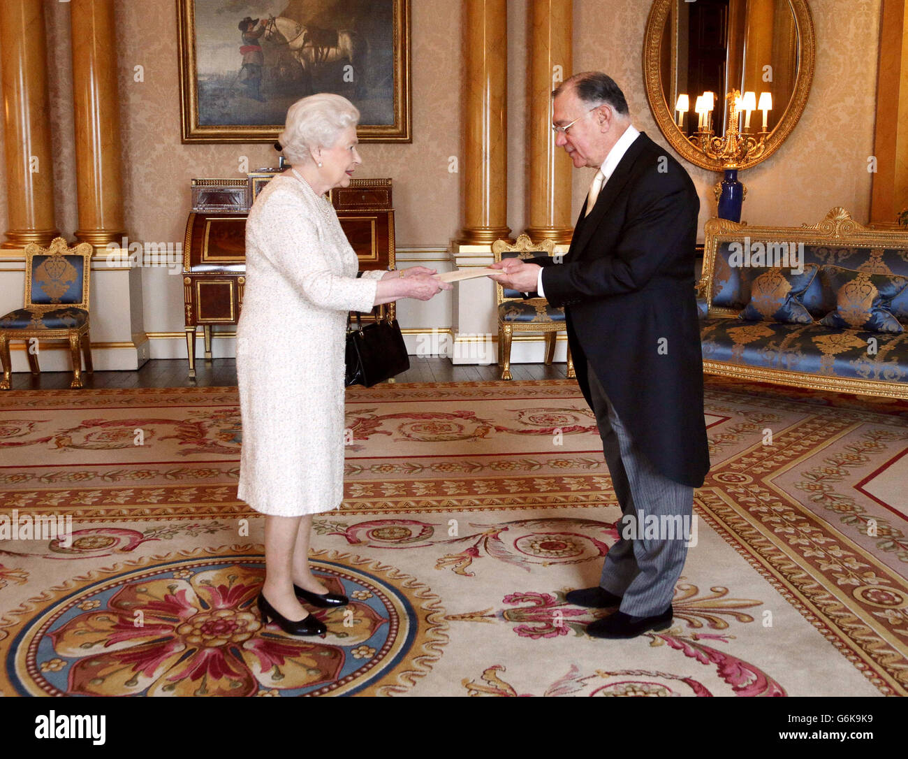 Letters of Credence presented at Buckingham Palace Stock Photo - Alamy