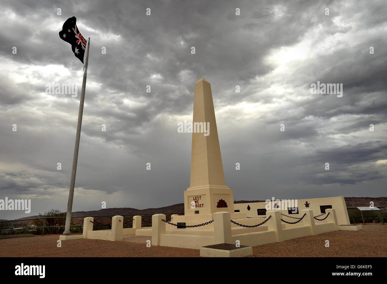 Anzac memorial alice springs hi-res stock photography and images - Alamy