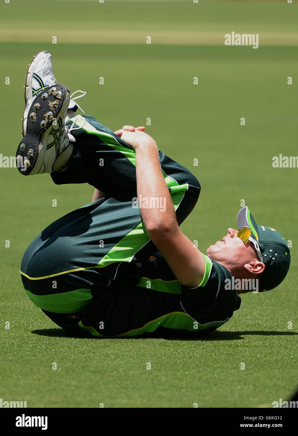 Australias peter siddle nets session adelaide oval hi-res stock ...