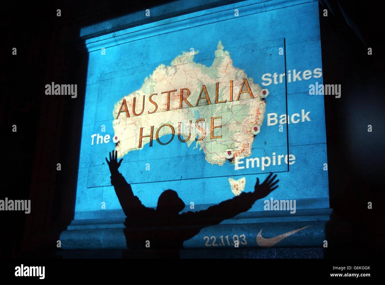 Tisc221103 sport rugby union rwc2003 celebrating silhouette map of ...