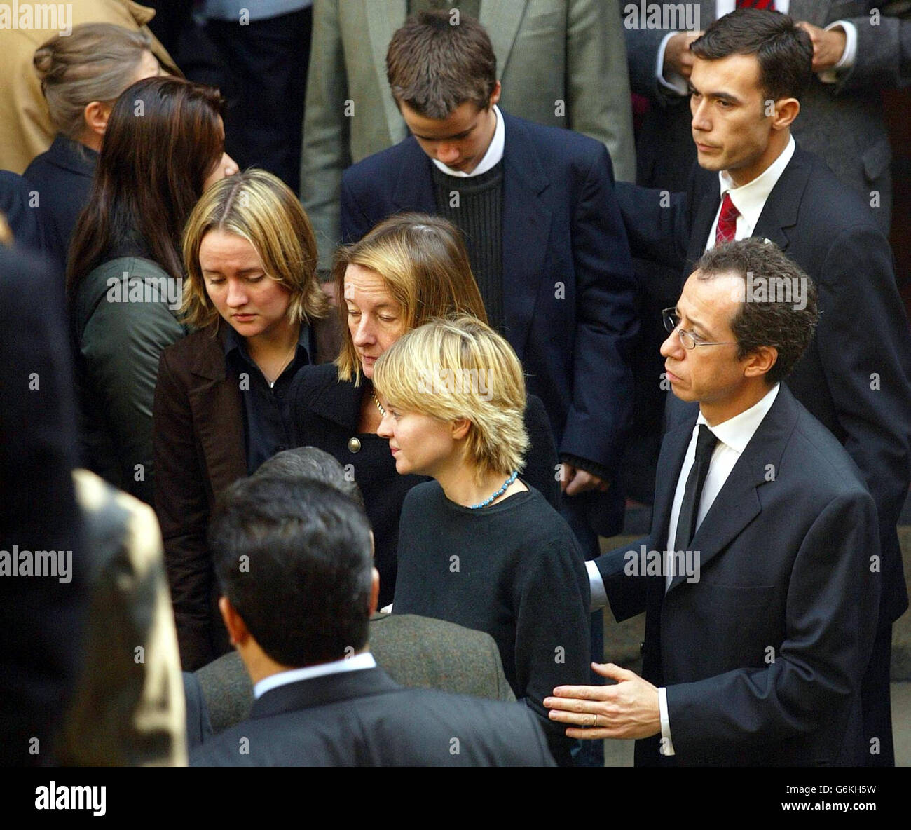 Victoria Short, flanked by daughters Elizabeth (left) and Katherine ...