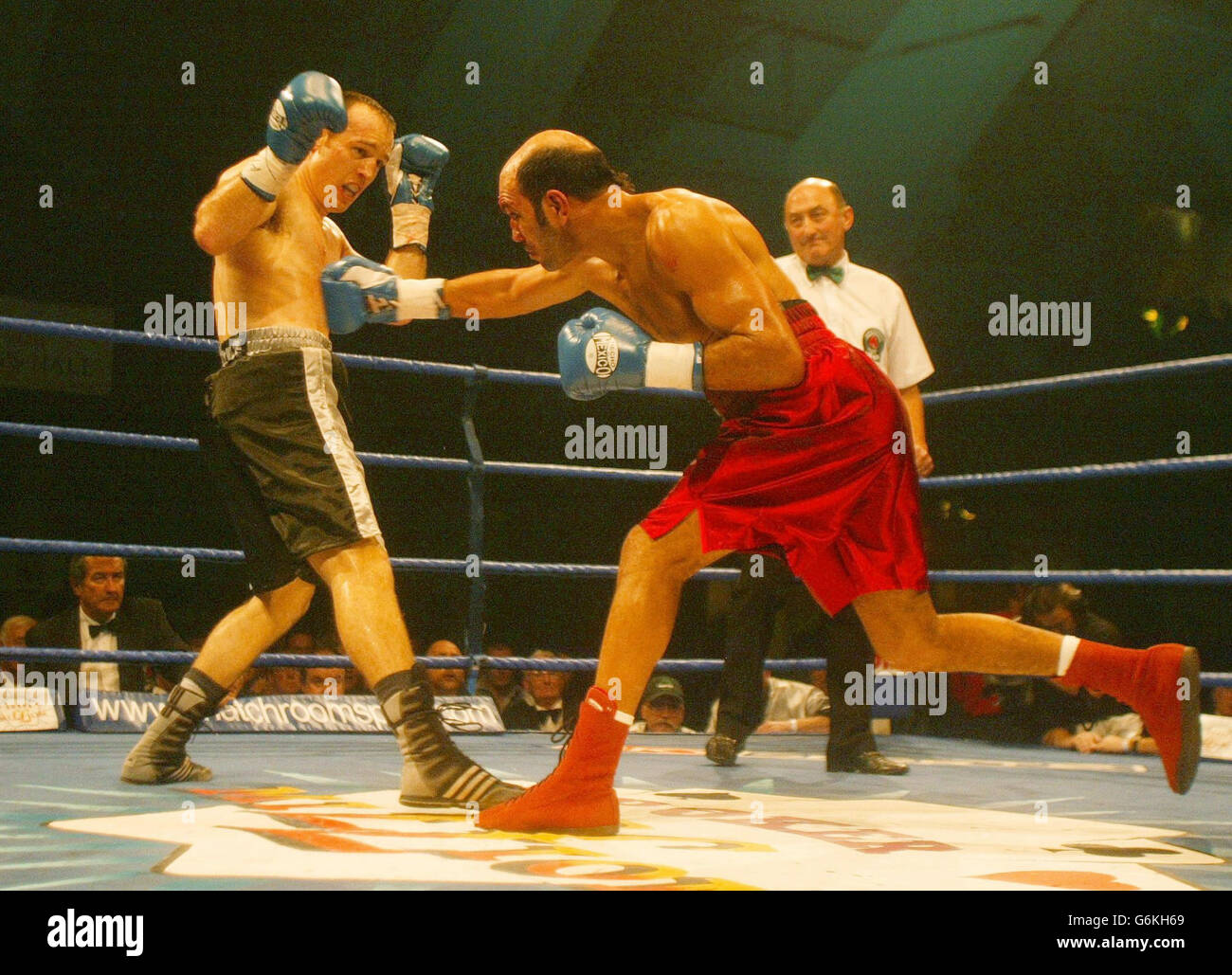 Brian magee v hacine cherifi hi-res stock photography and images - Alamy