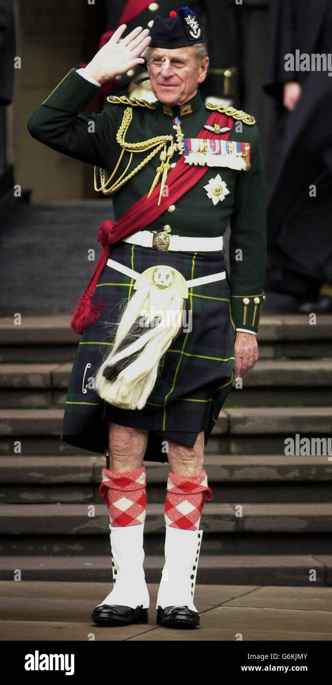 Scotland laying up of the colours hi-res stock photography and images ...