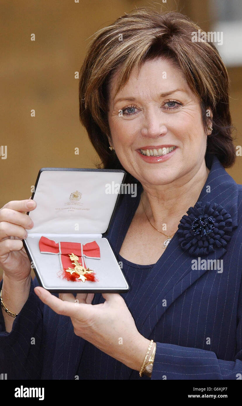 Journalist philippa kennedy hi-res stock photography and images - Alamy