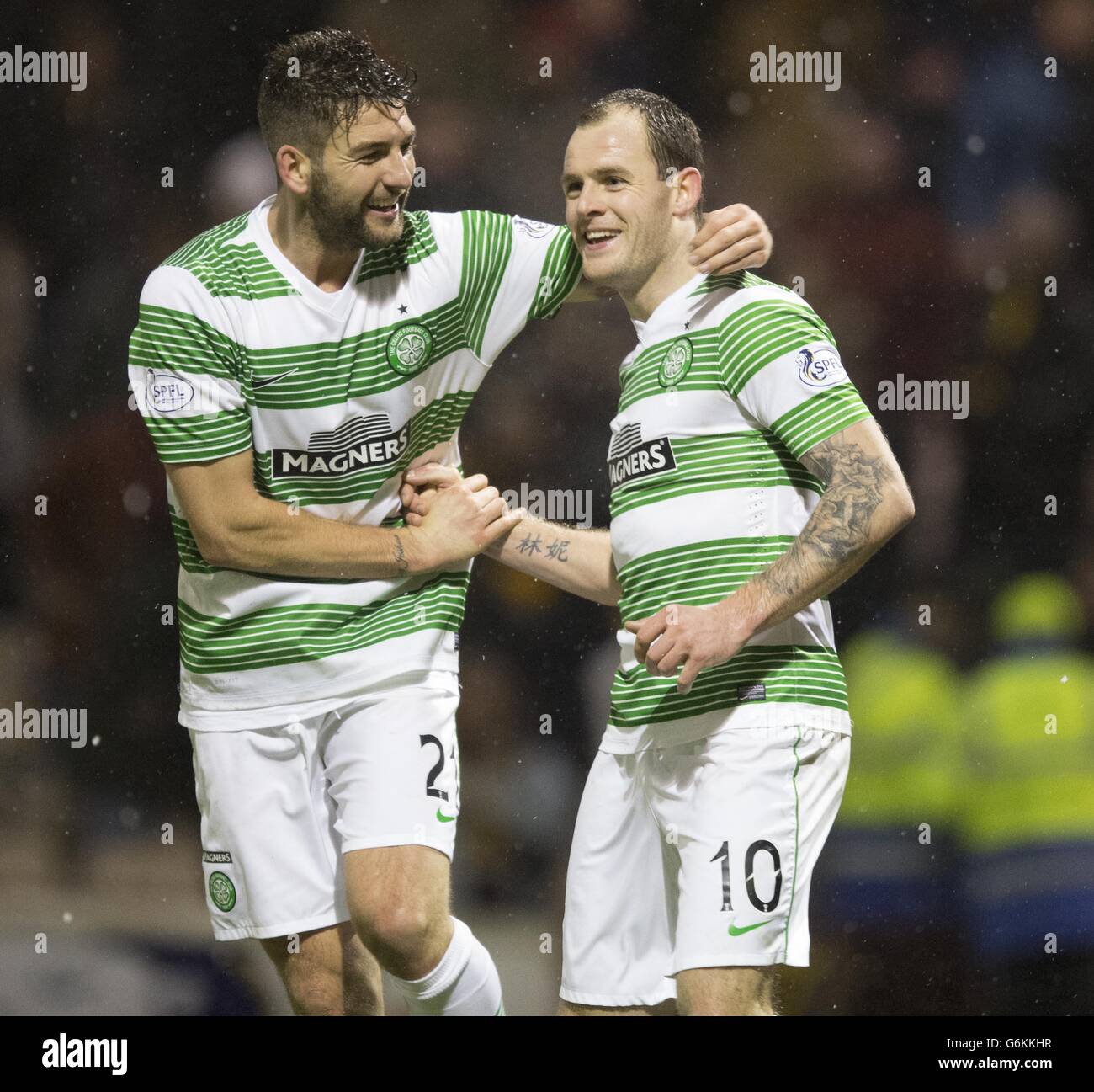 Celtic's Anthony Stokes celebrates his goal with Mikael Lustig (left ...