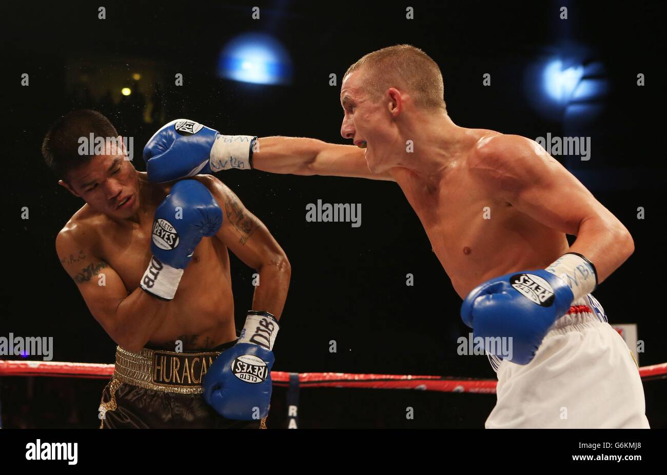 Boxing - Liverpool Echo Arena Stock Photo - Alamy