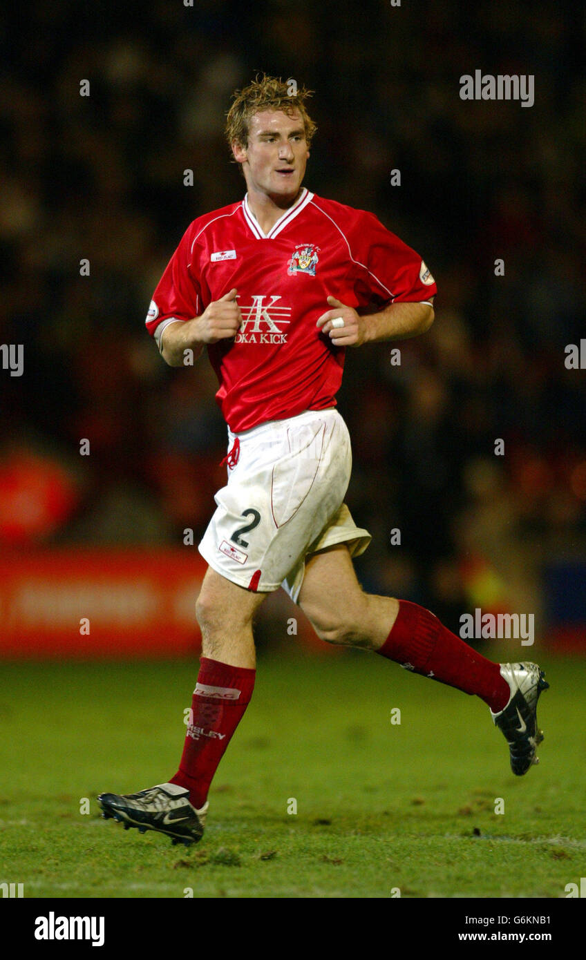 Sport football action neil austin hi-res stock photography and images ...