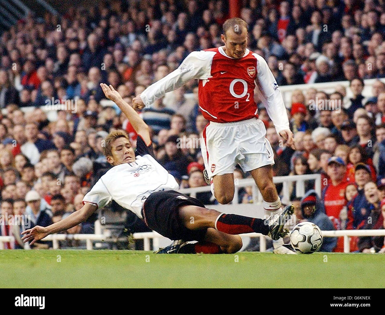 Fredric freddie sport football action freddie ljungberg junichi inamoto ...