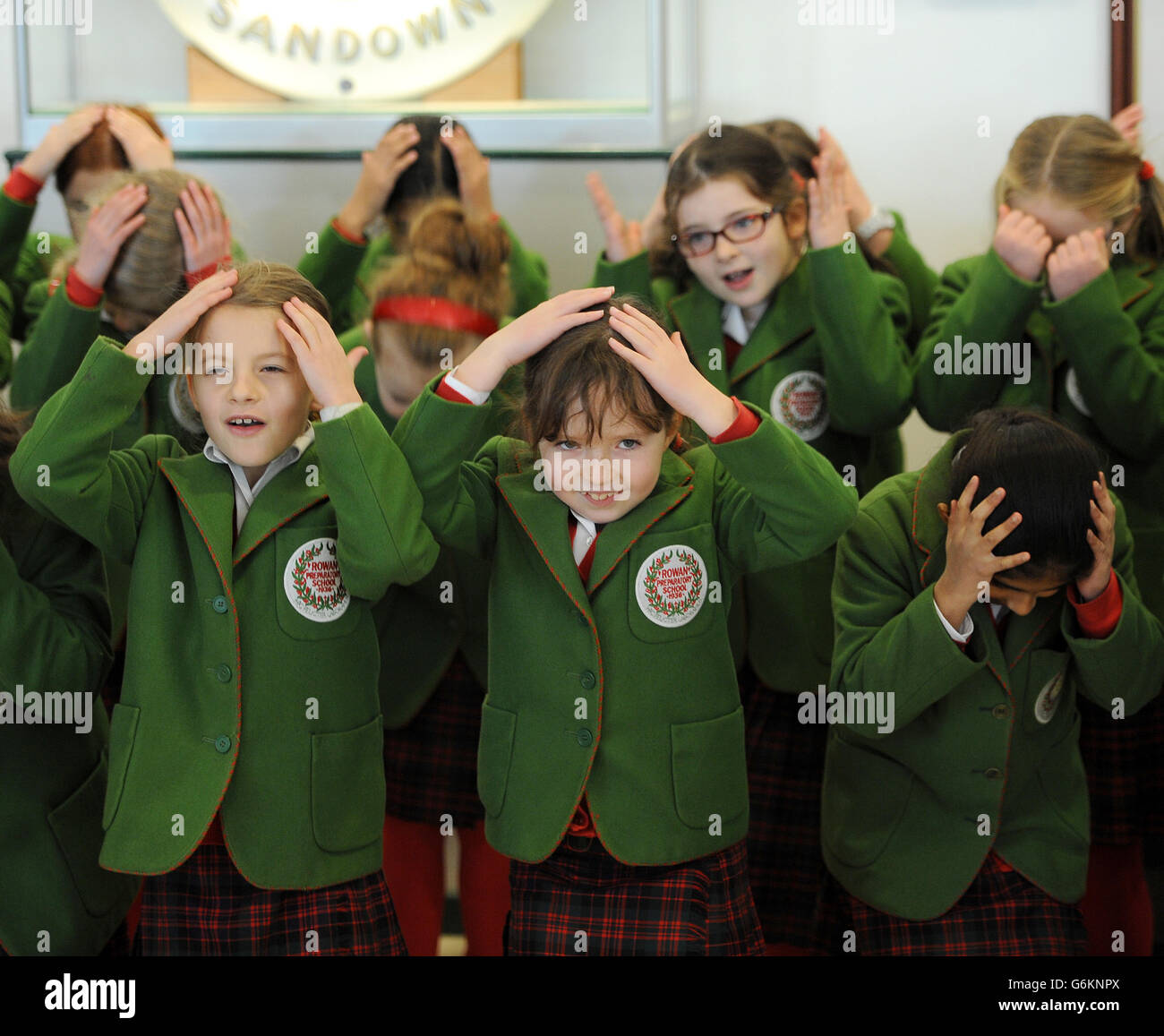 Schoolgirls from Rowan Preparatory School perform during the Tingle ...