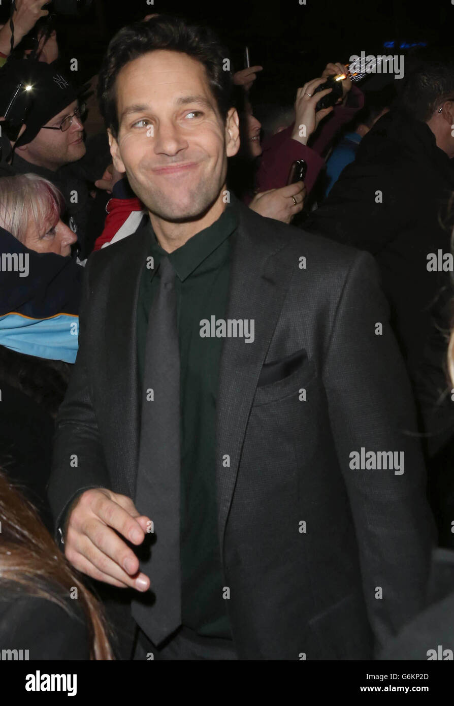 Paul rudd attends irish premiere anchorman 2 hi-res stock photography ...