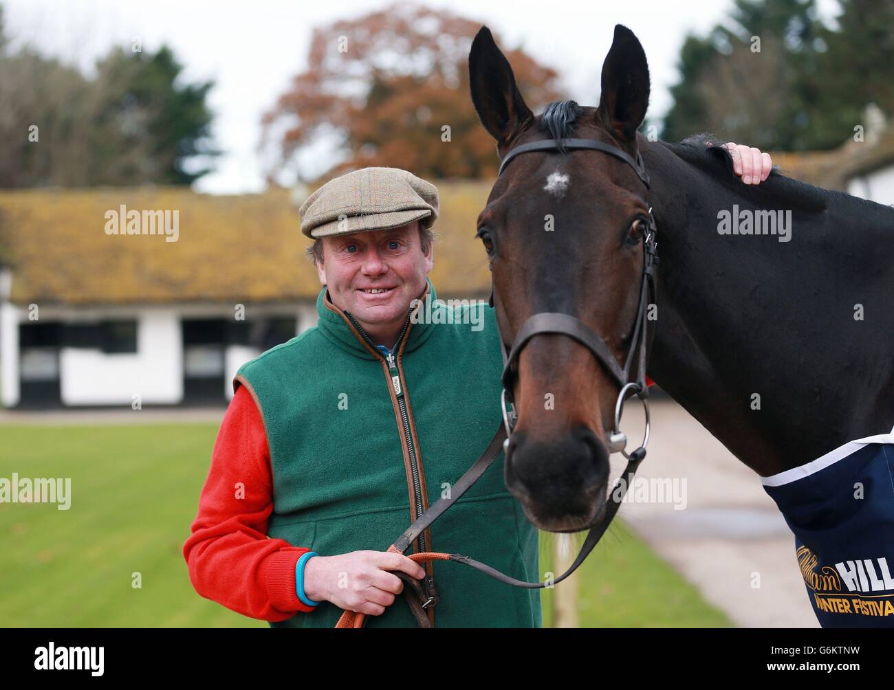 Trainer nicky henderson hi-res stock photography and images - Alamy