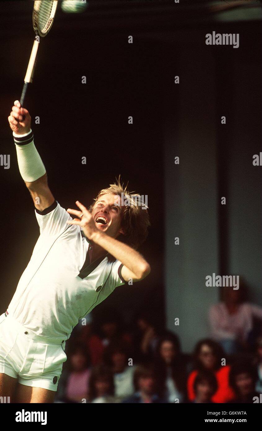 John lloyd hi-res stock photography and images - Alamy