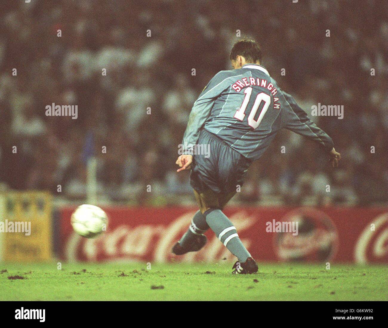 Euro 96 england hi-res stock photography and images - Alamy
