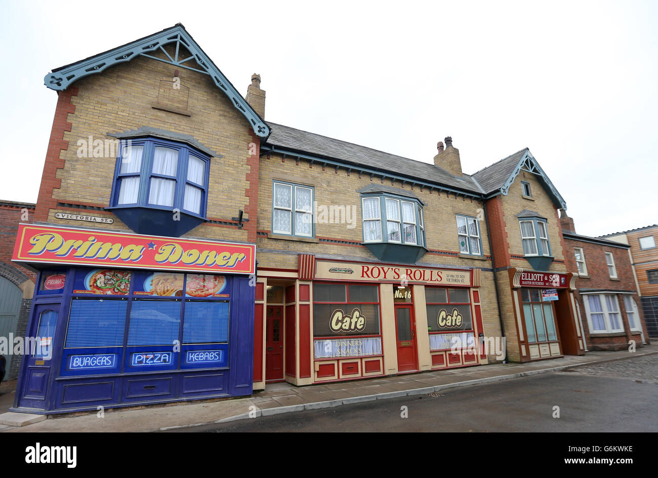 Coronation Street Set High Resolution Stock Photography and Images - Alamy
