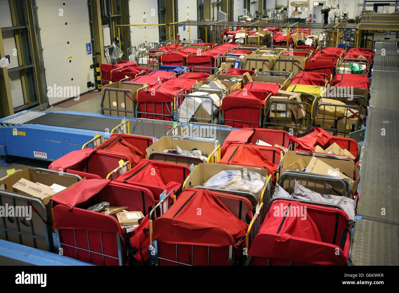 British post office raf northolt hi-res stock photography and images ...