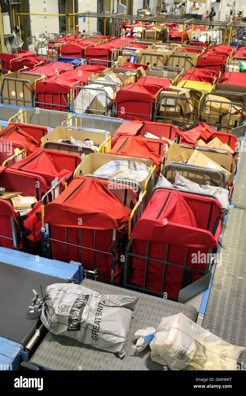 British forces post office hi-res stock photography and images - Alamy