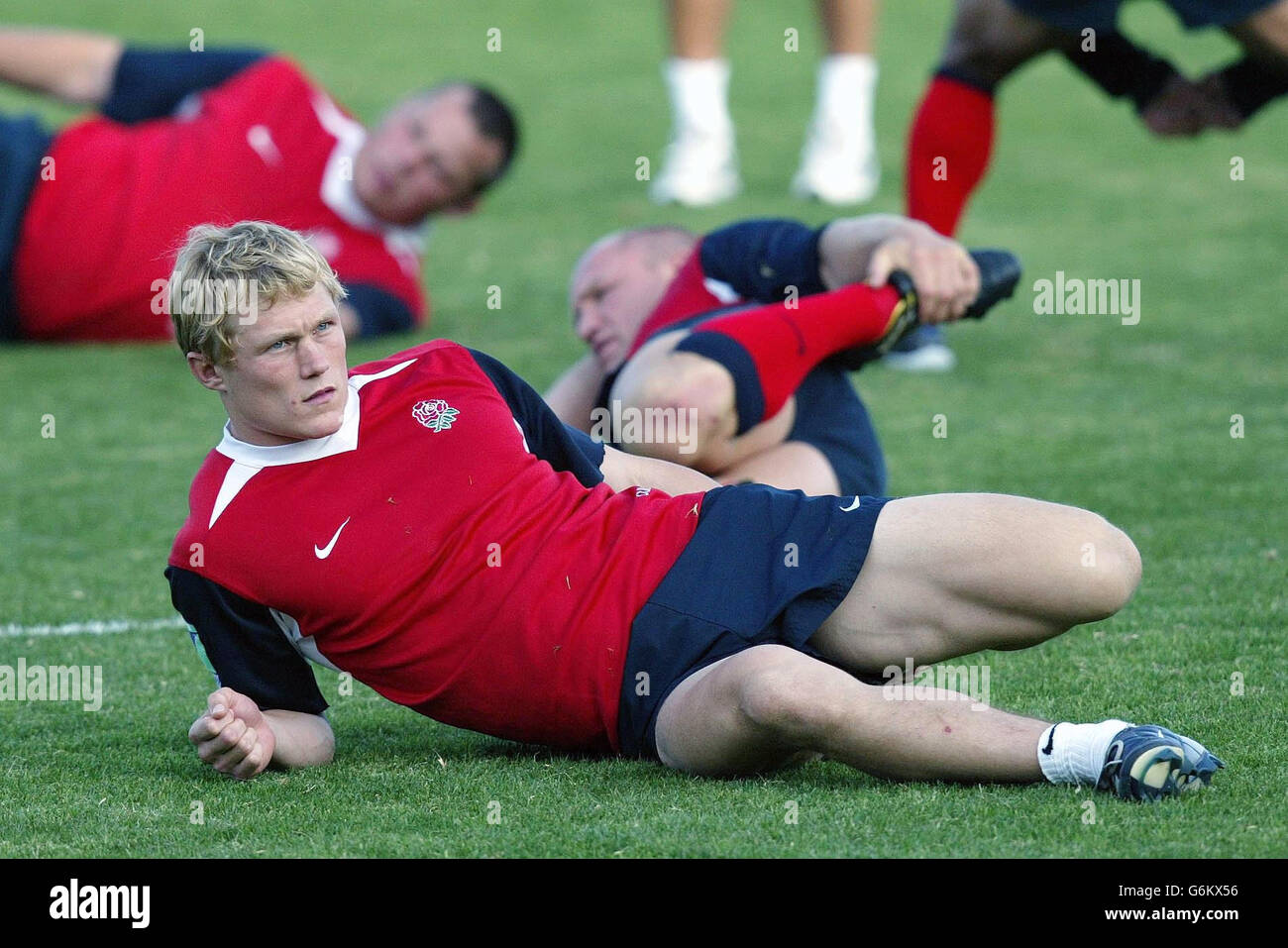 Sport rugby union training stretching hi-res stock photography and ...