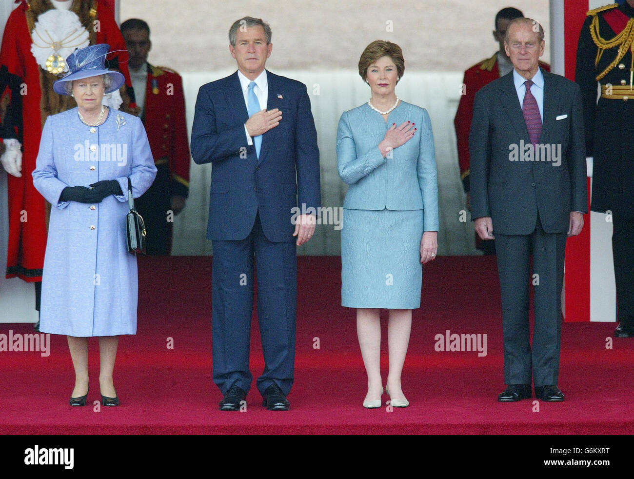Queen with George Bush Stock Photo - Alamy
