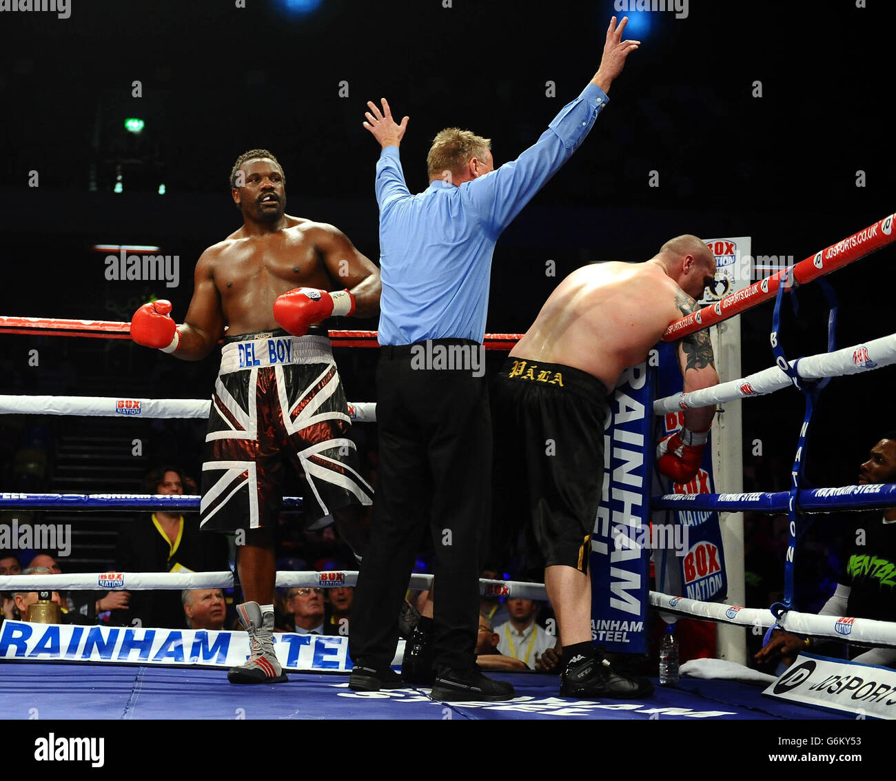 Wbo international heavyweight title and vacant wba international ...