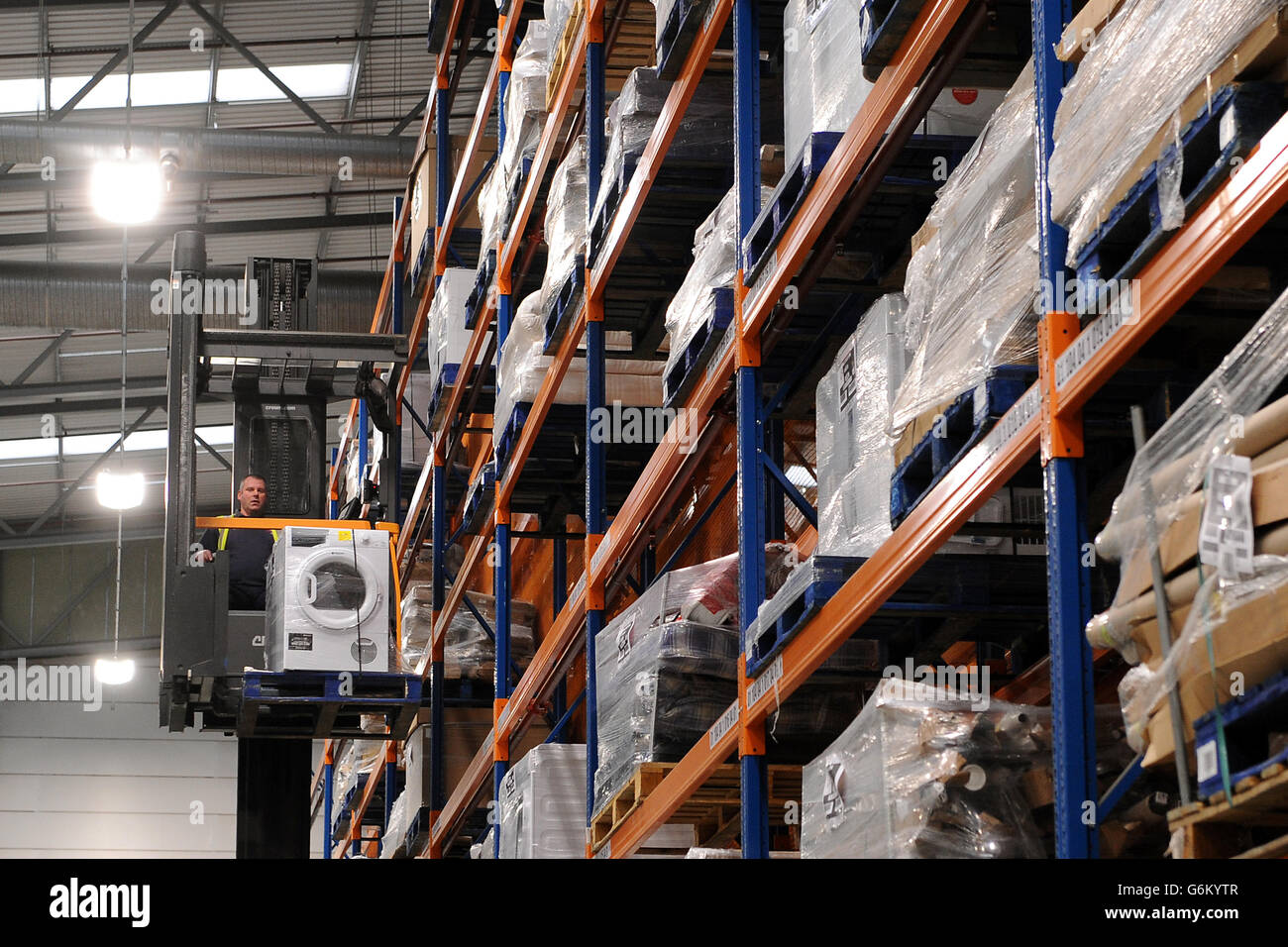 Hotpoint washing machine hi-res stock photography and images - Alamy