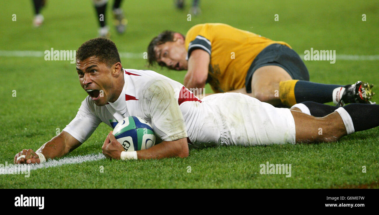 Jason robinson celebrating scoring hi-res stock photography and images ...