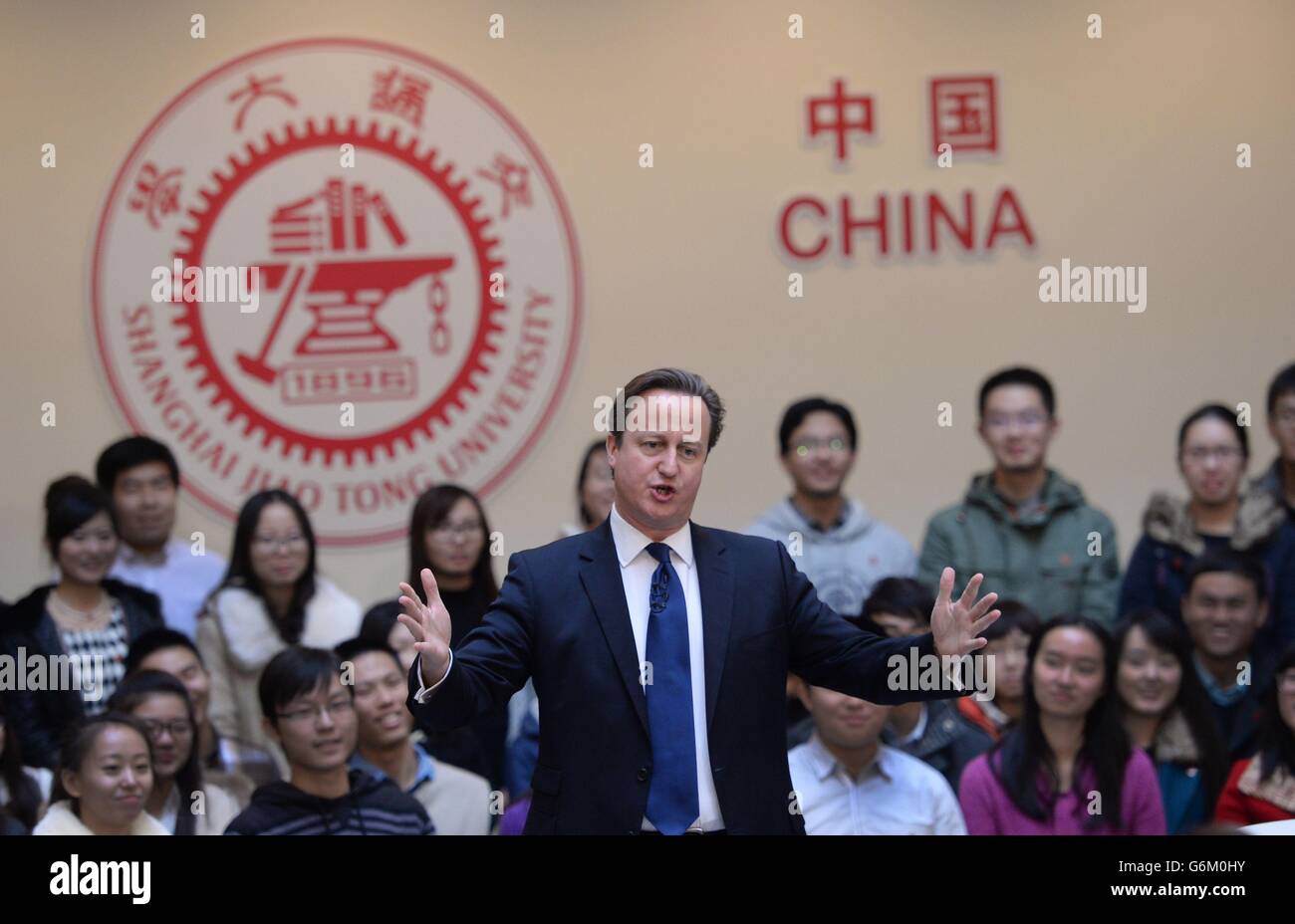 David tong hi-res stock photography and images - Alamy